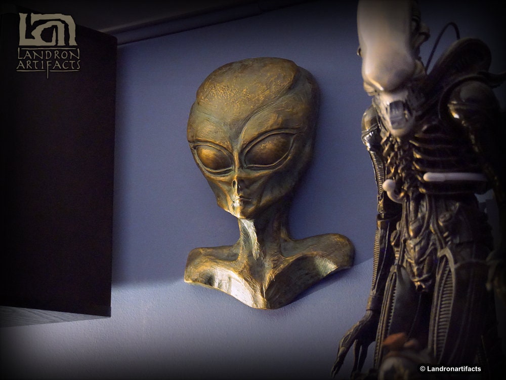 Alien Grey Bust Sci-fi Wall Sculpture Relief UFO Area 51 Roswell ...