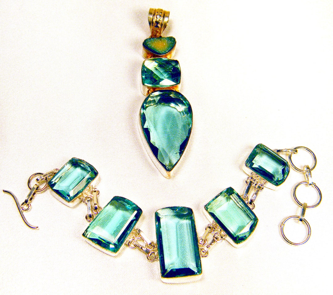 Sterling Silver Caribbean Blue Topaz and Druzy Pendant Bracelet Set - Etsy