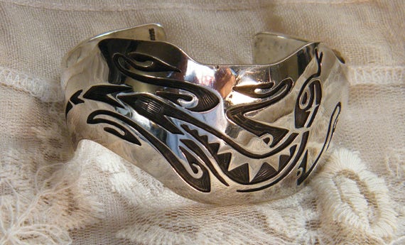 South Western Sterling Silver Animal Spirit Bracelet - Gem