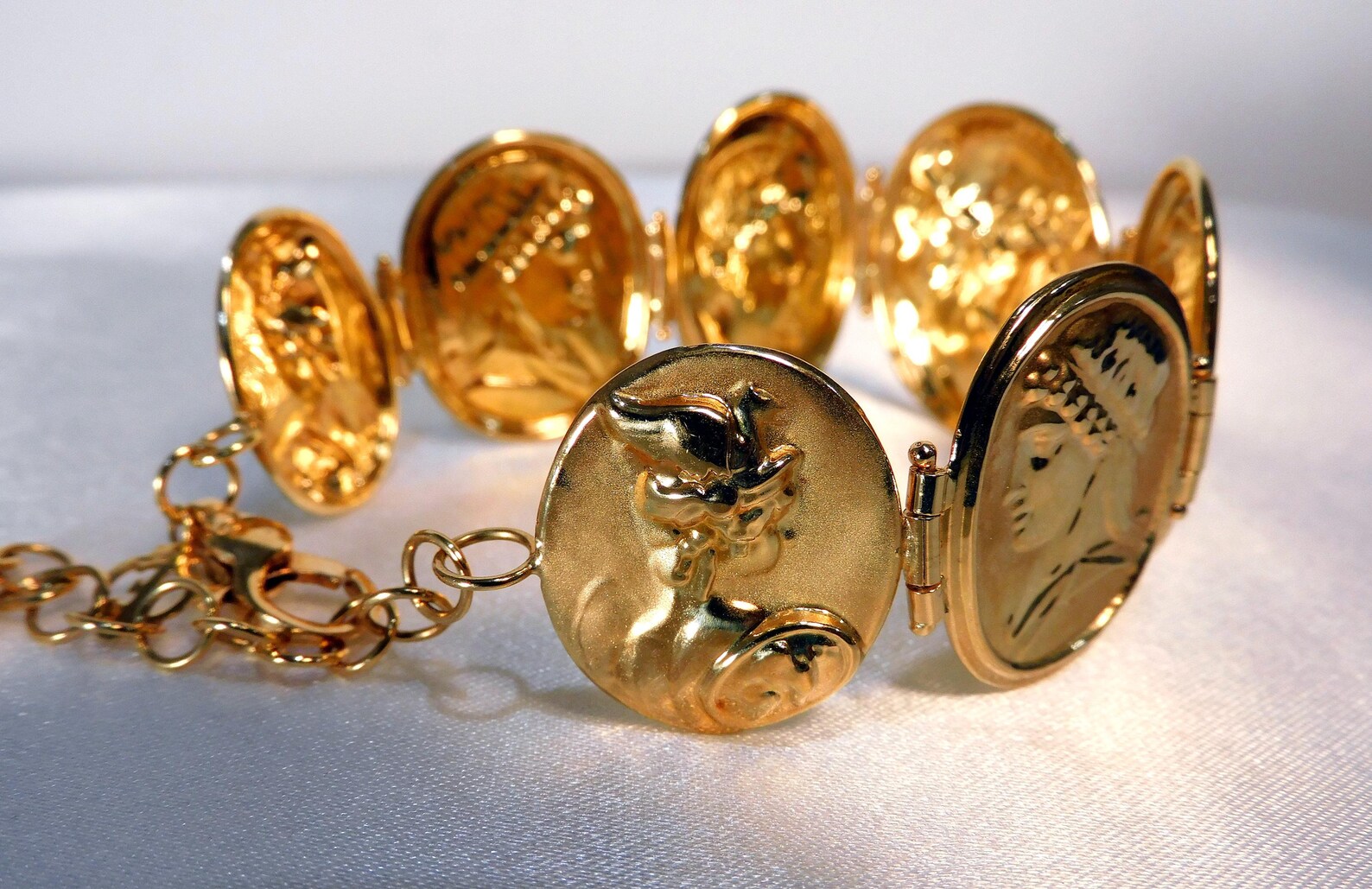 Tagliamonte 18K Mythological Cameo Bracelet - Etsy