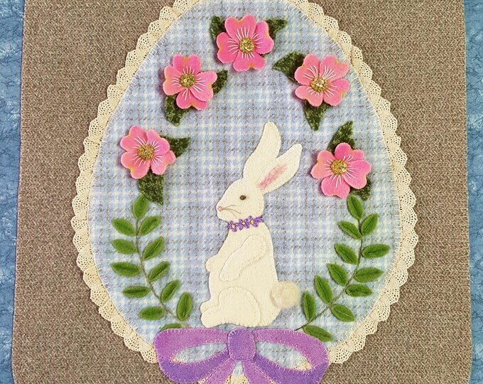 Wool Applique Spring Blossoms Wool Applique Wall Hanging Pattern White ...