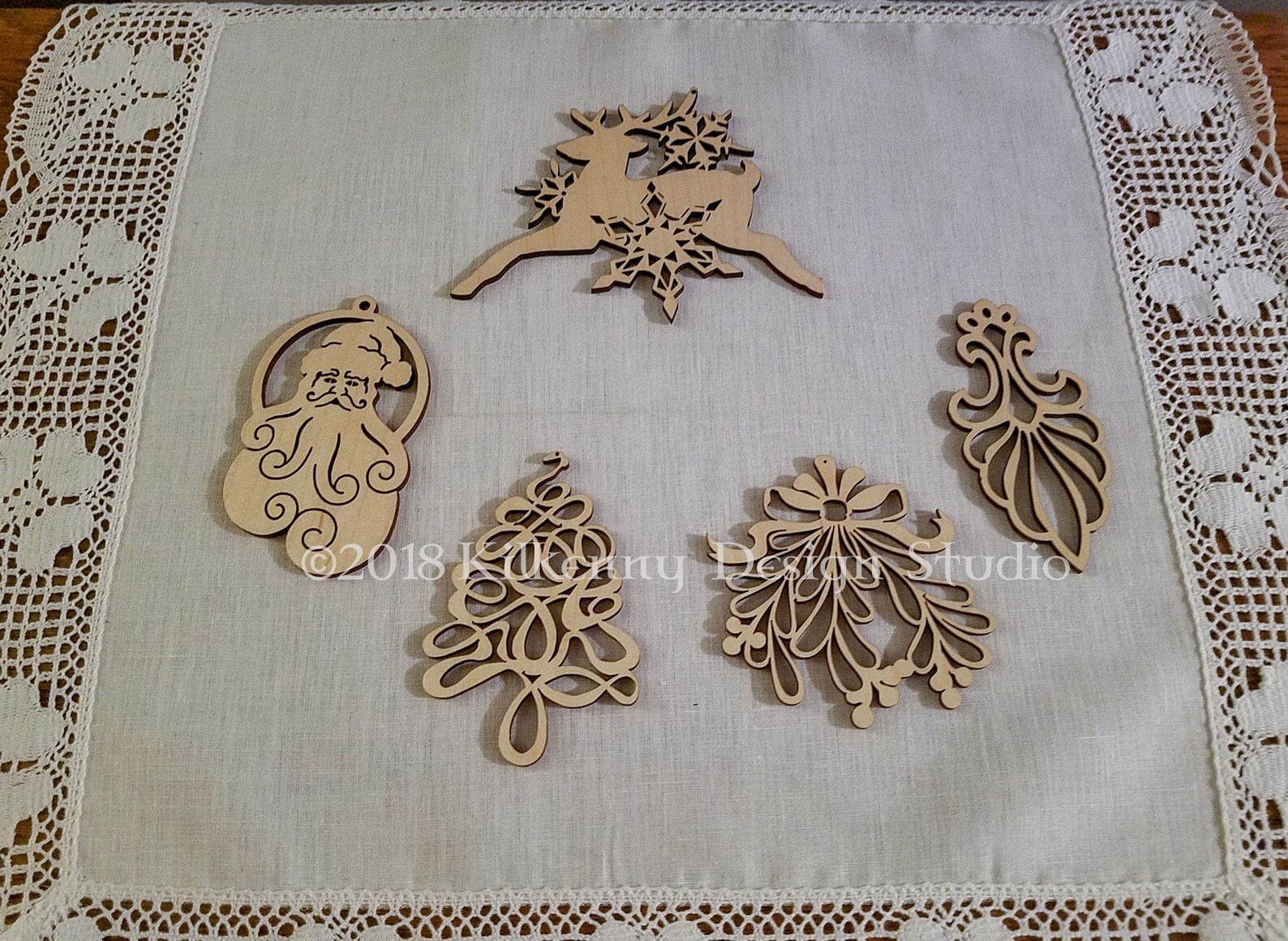 Christmas Holiday Tree Ornaments - Etsy