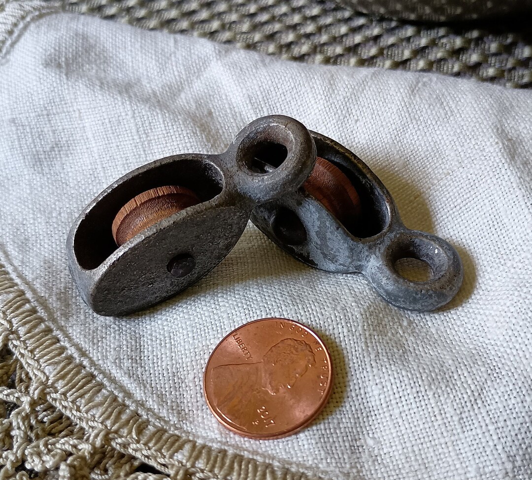 Pair of Small Pulleys Cast Iron and Wood Vintage - Etsy