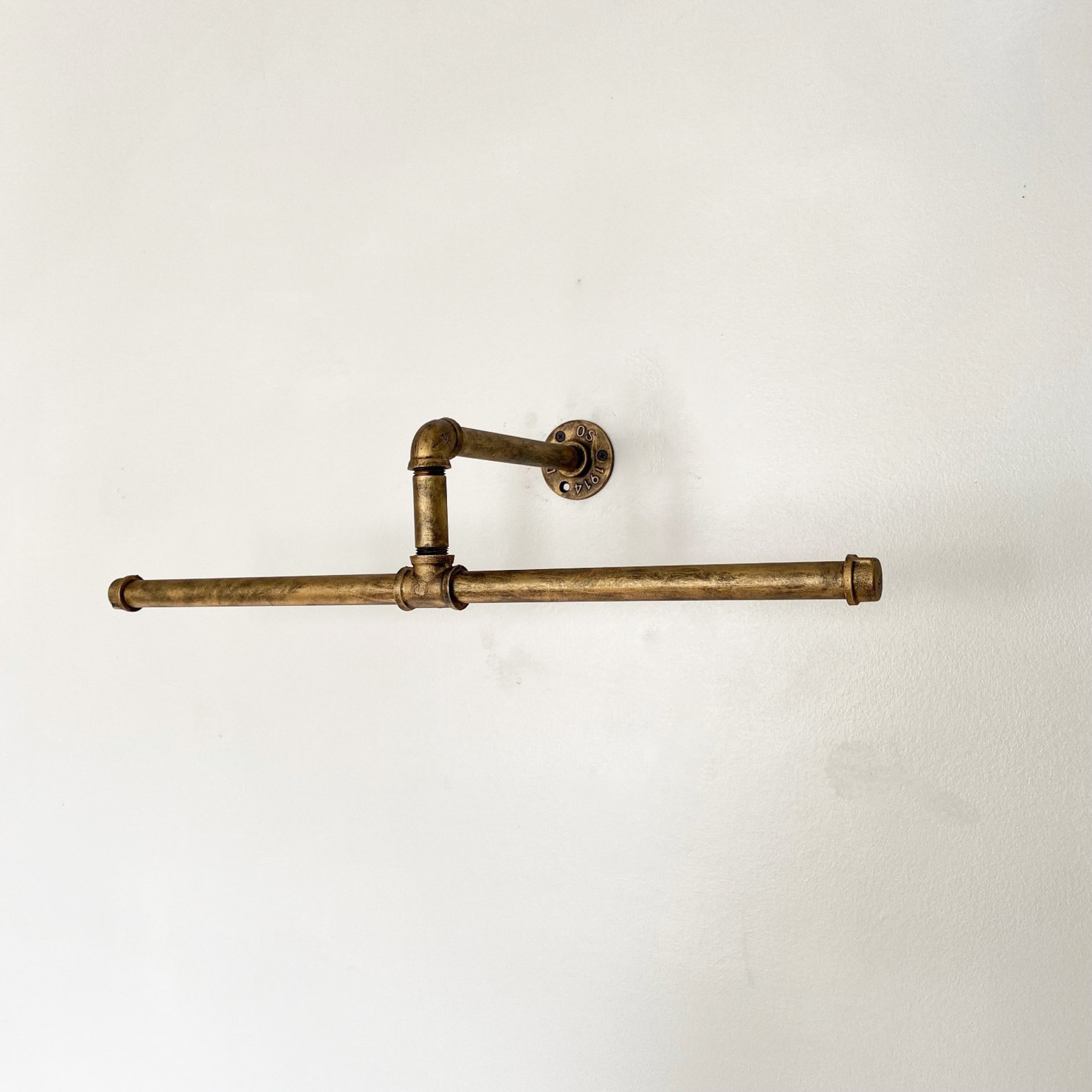 Floating T-bar Hanging Rack for Clothing & Accessories - Etsy