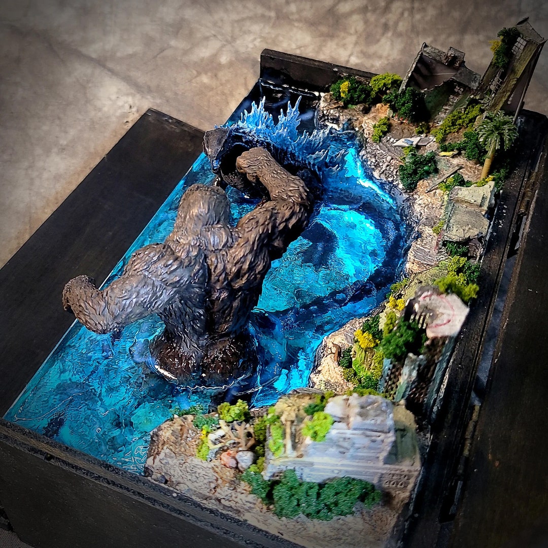 Godzilla Vs Kong Monsters Battle Beach Abandoned City Diorama, Epoxy ...