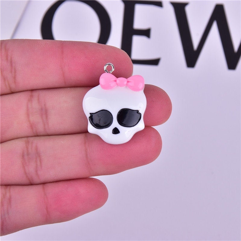 Pink Skulls With Bows