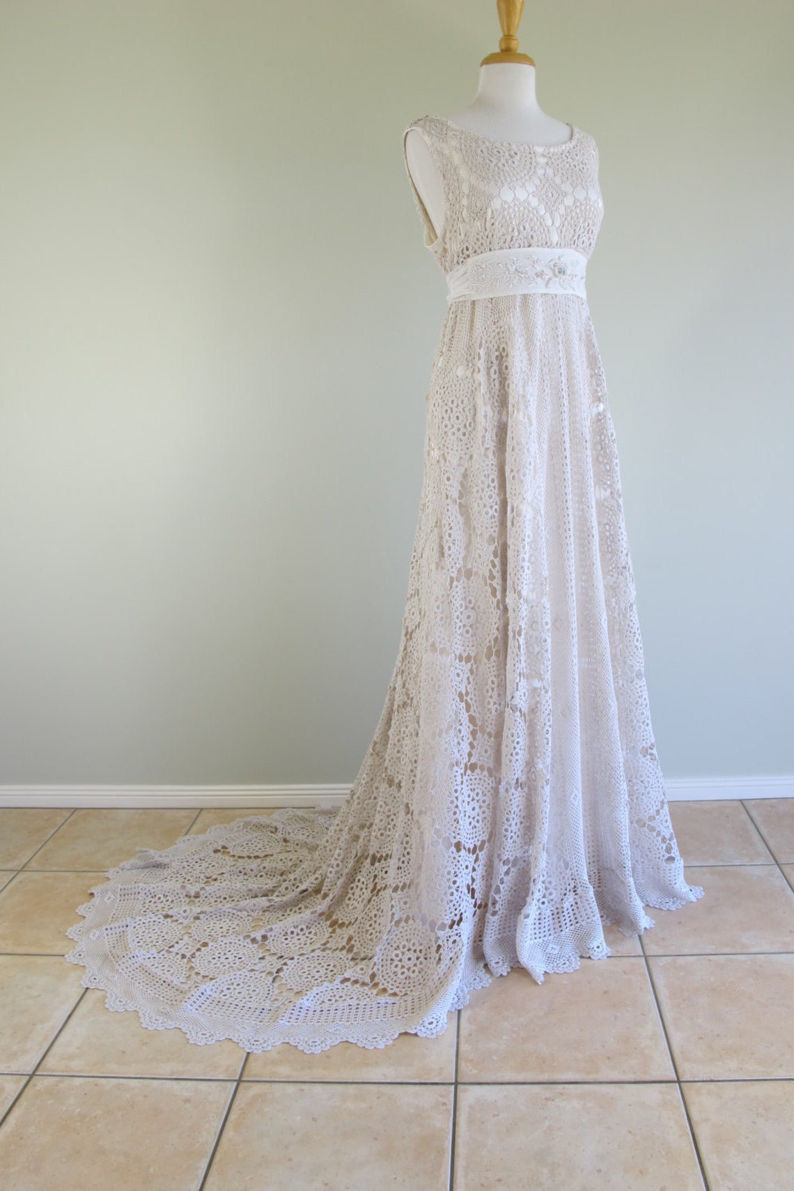 OOAK Custom 'georgianna' Empire Antique Lace Bohemian - Etsy Canada