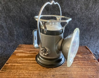 Vintage Delta Powerlite Lantern 1937 Model Made in Marion Indiana 04457 ...