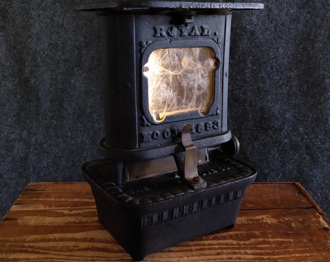 Antique Cast Iron Perry Stove - Etsy