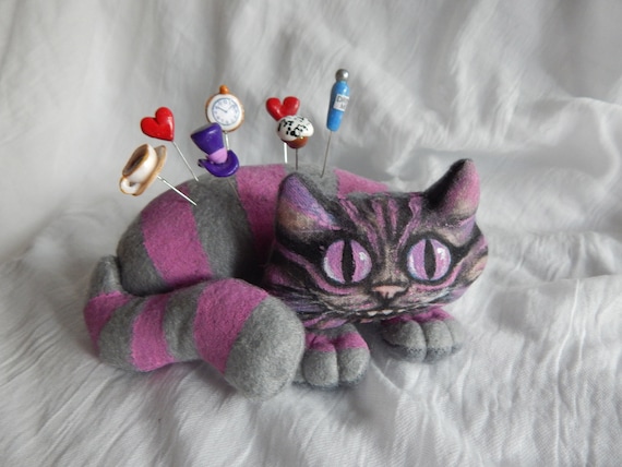 Cat Pin Cushion