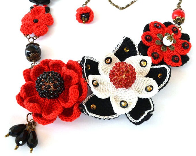 Statement Red Flower Necklace Red Black White Necklace - Etsy