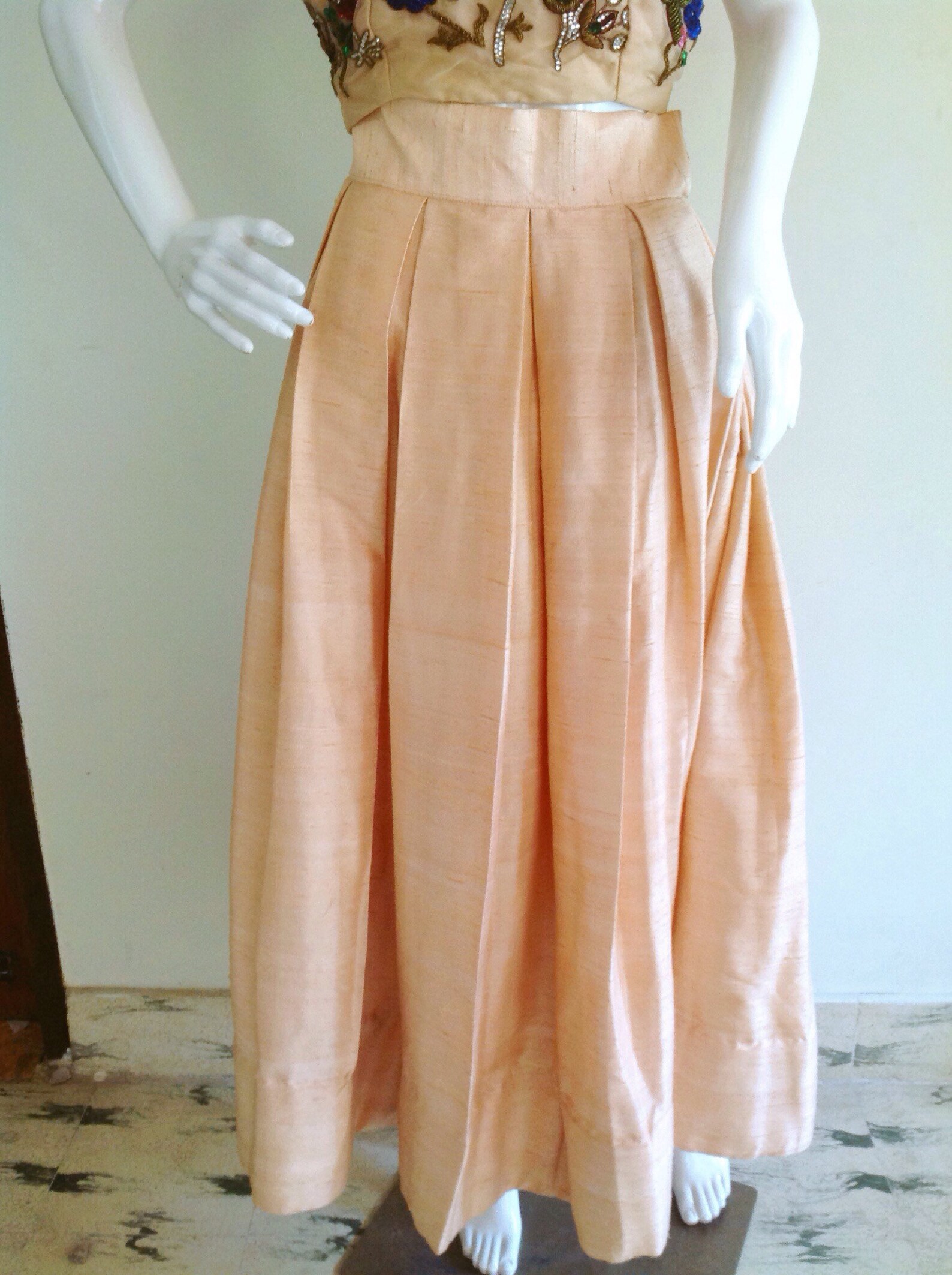Raw Silk Skirt and Raw Silk Crop Top With Beautiful Hand - Etsy