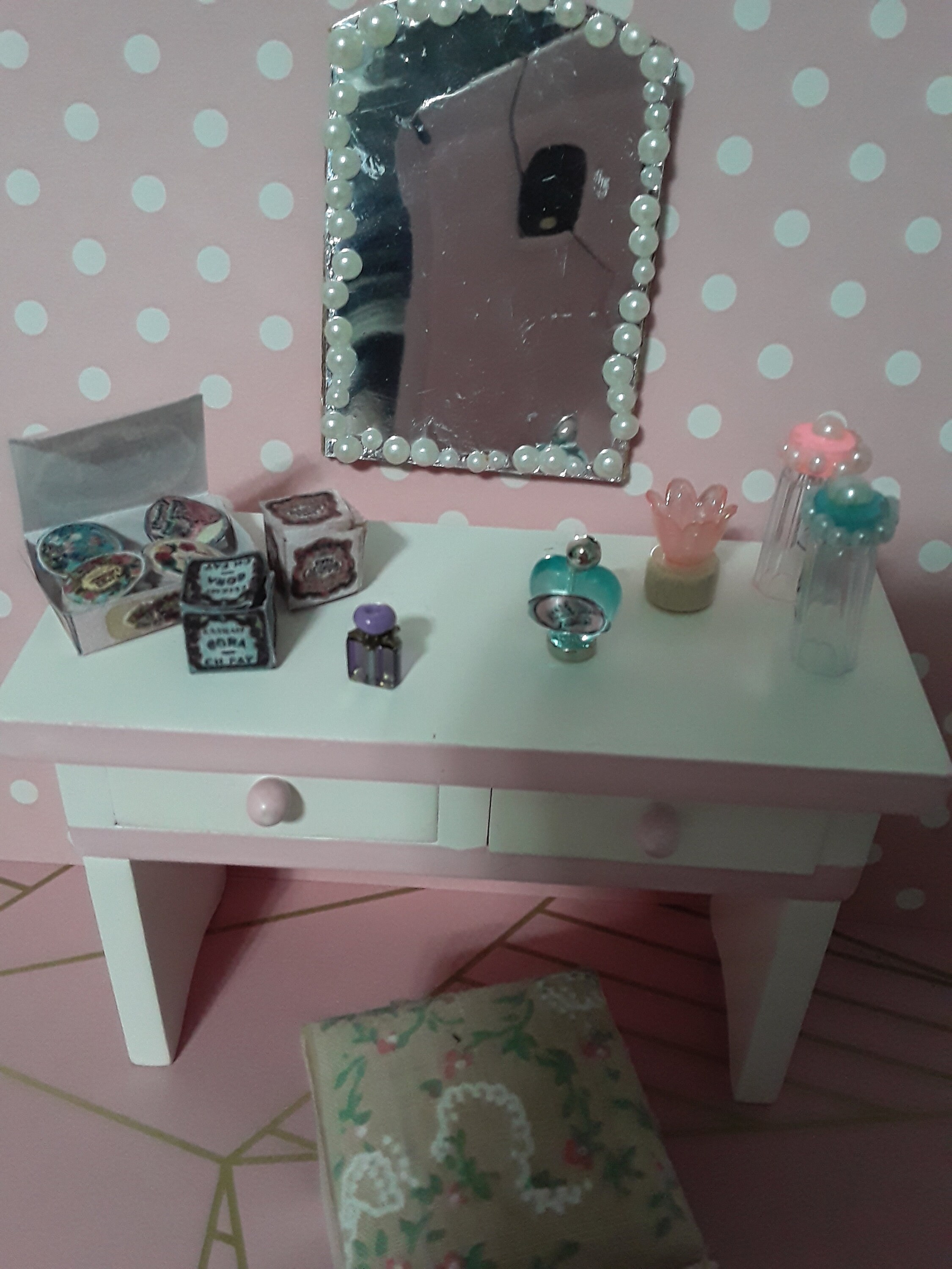 Dollhouse Vanity Table and Accessories, Chair. - Etsy