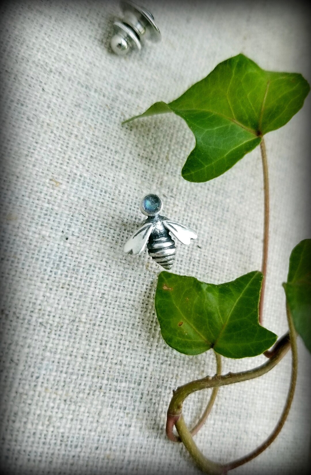 Silver Bee Stud Pin, Bee Pin With Gemstone, Bee Tie Tack, Small ...