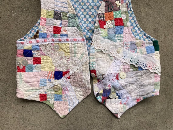 Vintage Womens 1970s PATCHWORK Quilt Hand Made Cotton… - Gem