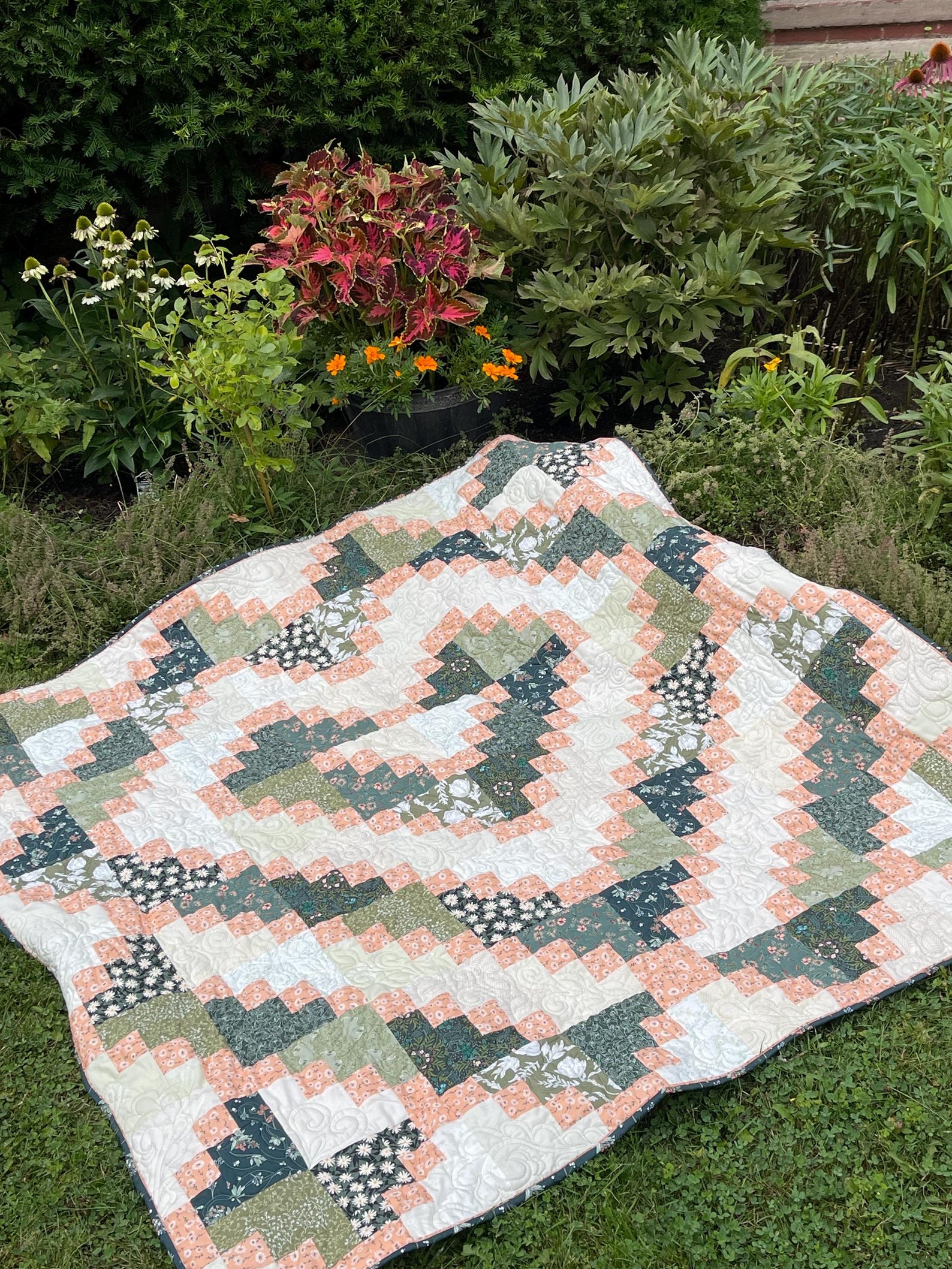 Pieceful Pathways Quilt Pattern (digital PDF File) - Etsy