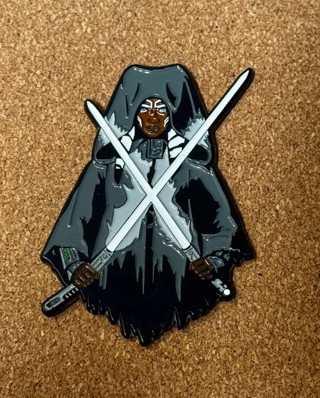 Star Wars Ahsoka Tano Jedi Glow in the Dark Saber 2.5" Lapel Pin ...