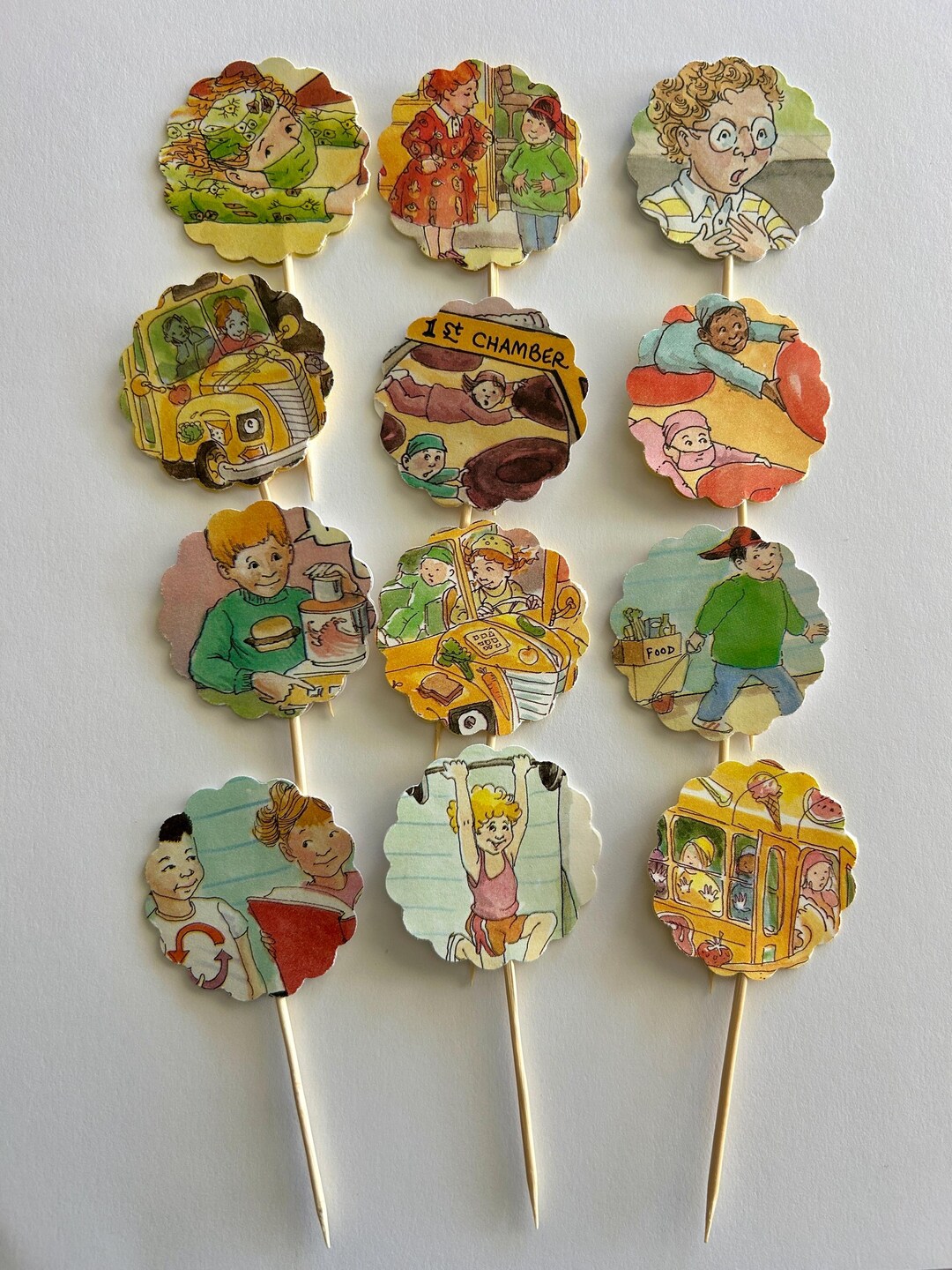 The Magic School Bus Cupcake Toppers - Etsy