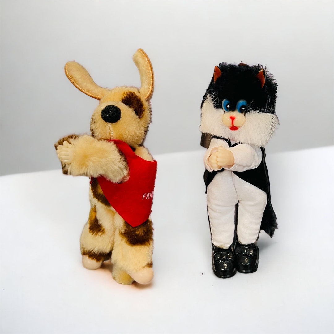 Vintage 1970s 'fridge Critter' Dog & Cat Magnets - Etsy