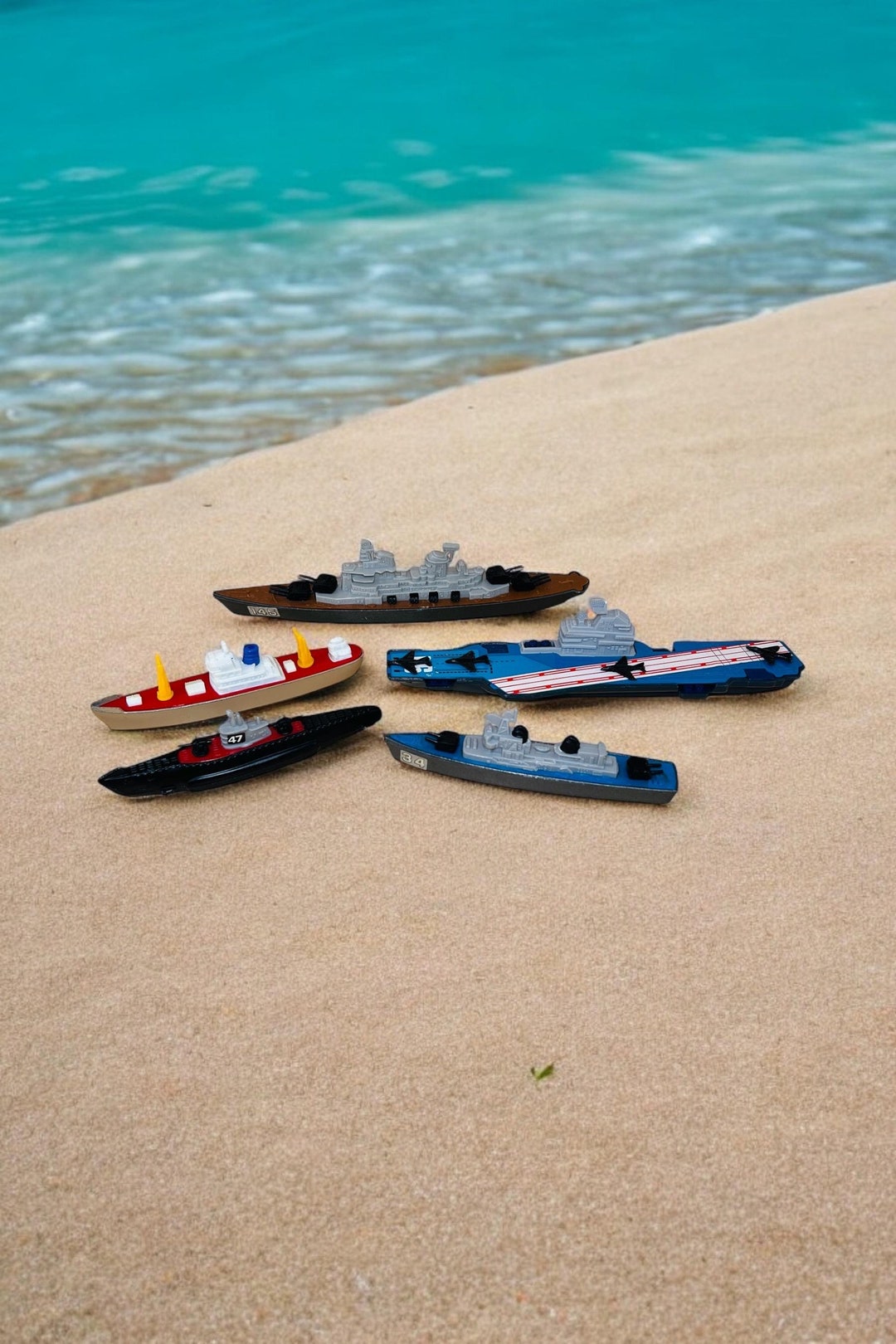 Tootsie Toy US Navy Aircraft Carrier, Battleship, Submarine & Destroyer ...