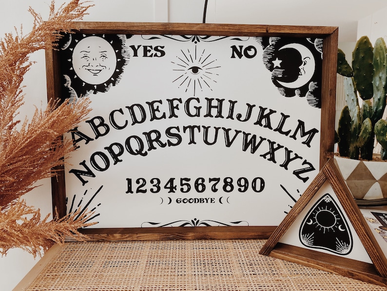 Ouija Sign and Planchette Tri - Etsy
