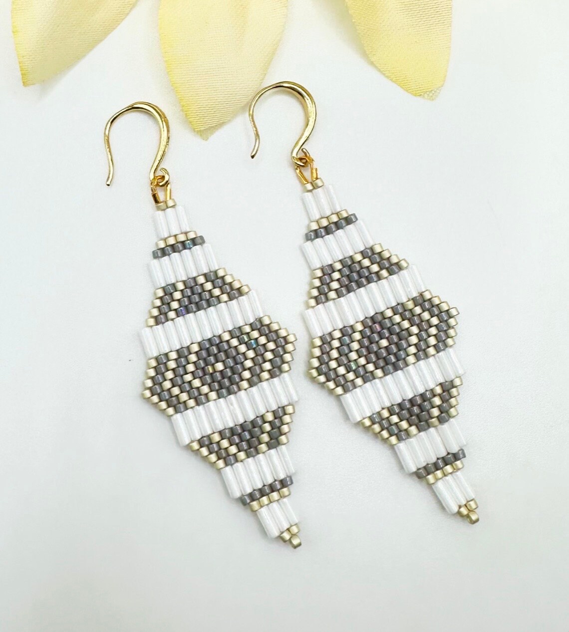 Finding Beauty Between the Lines Brick Stitch Earrings - Etsy