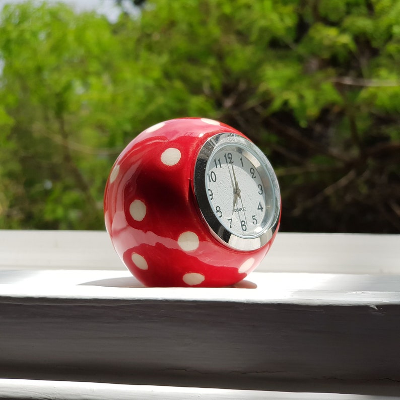 Table Clock Polka Dot Small Desk Clock Red Ceramic Desktop - Etsy