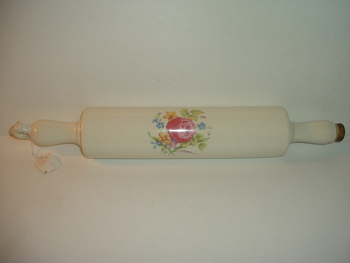 Harker Pink Rose pattern all china Rolling Pin