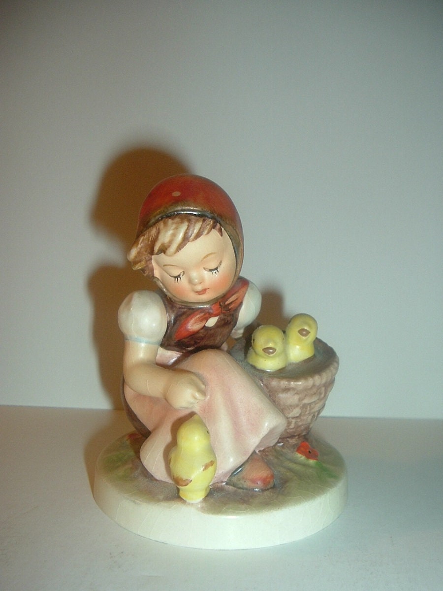 Hummel Chick Girl HUM 57 Bee in V Over W Germany Mark