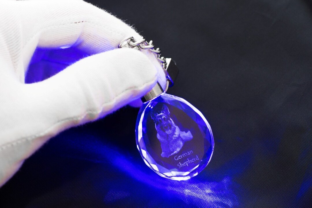 German Shepherd, Dog Crystal Keyring, Keychain, High Quality ...