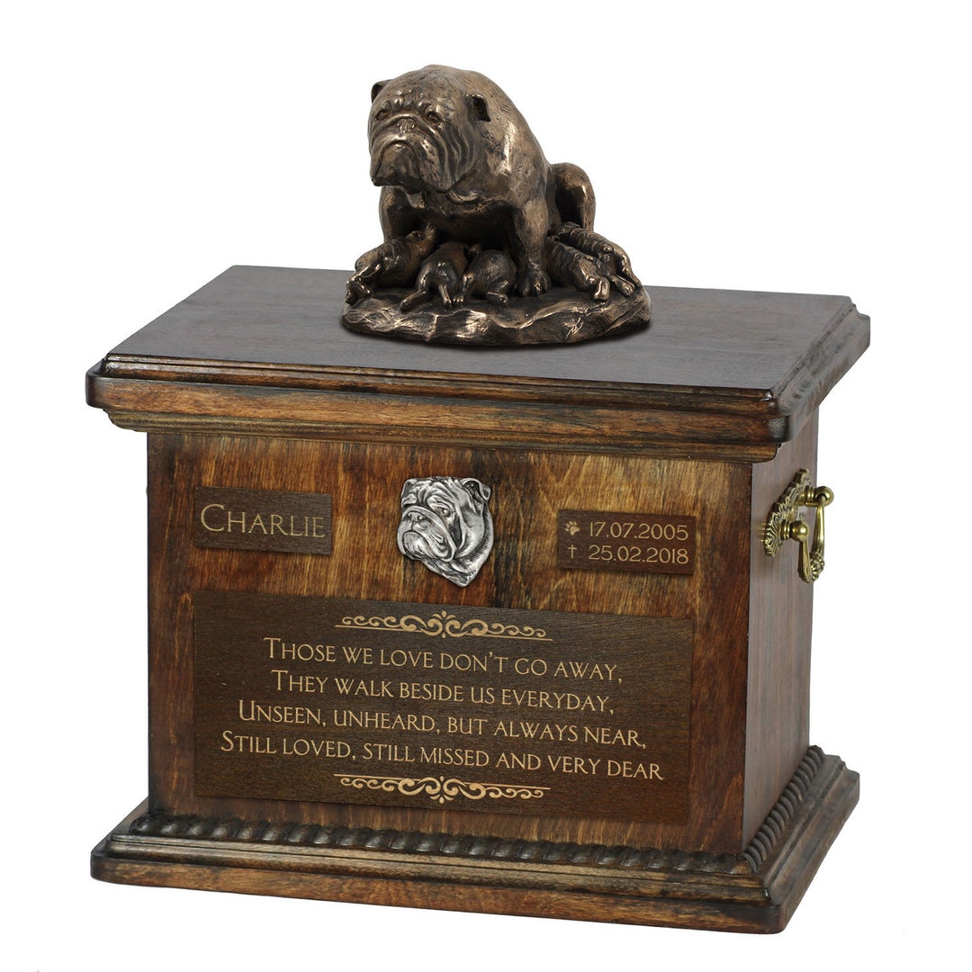 English Bulldog Mother - Exclusive Urn for Dog Ashes With a Statue ...