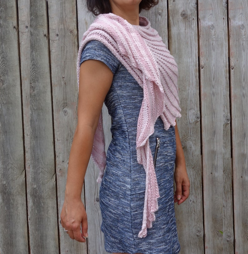 Knitting PATTERN Dahlia Shawl/ Reversible Shoulders | Etsy UK