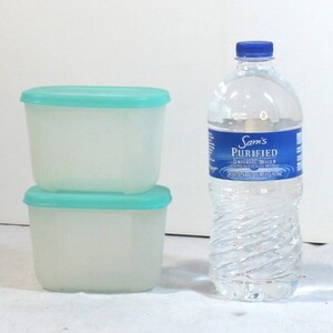 Set of 2 Tupperware 1 1/4 Cups Containers With Turquoise Lids ...