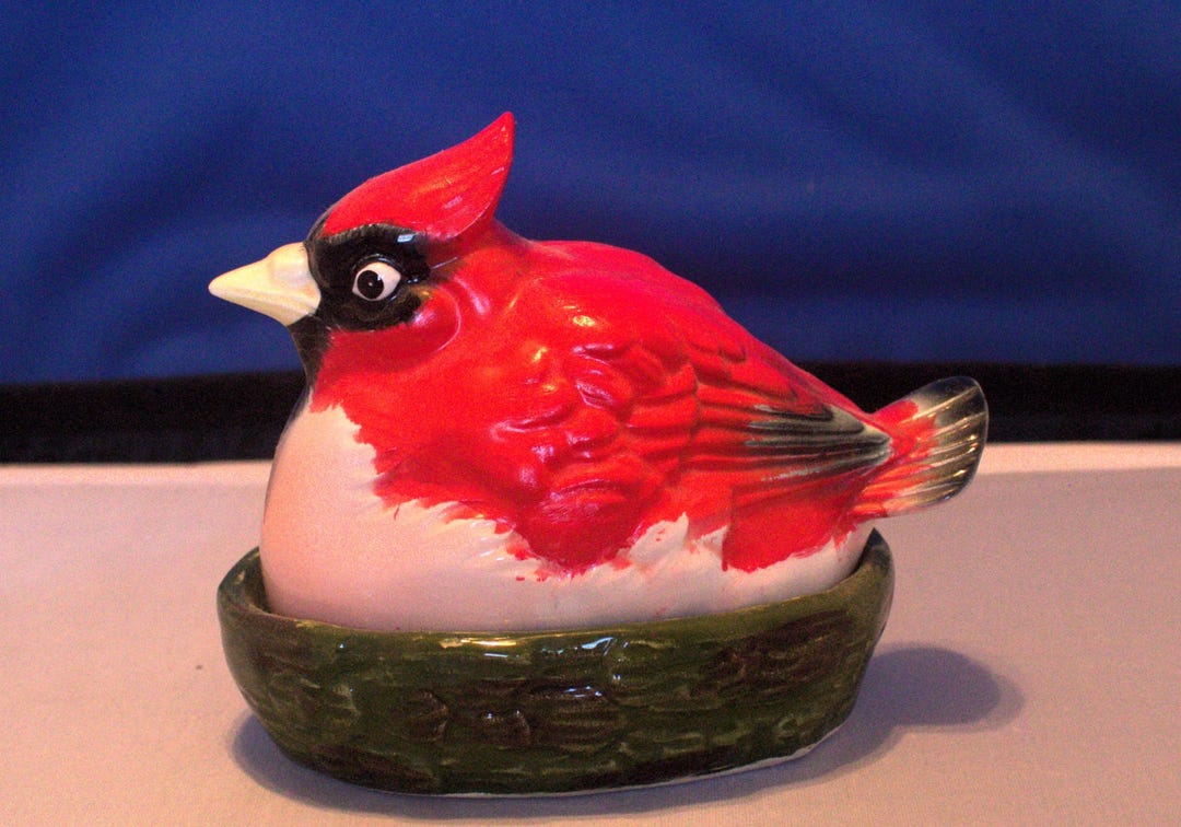 Rare Red Cardinal Salt and Pepper Egg Shakers,red Cardinal Figurine ...