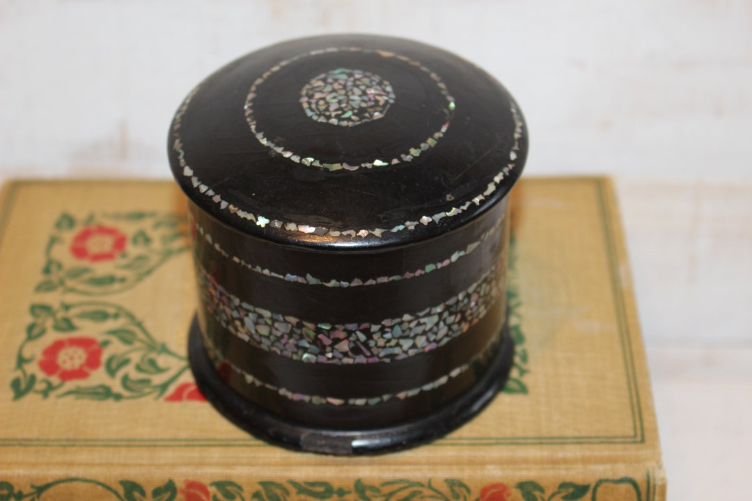 Antique Mother of Pearl Inlay Paper Mache Black Lacquer English Snuff ...