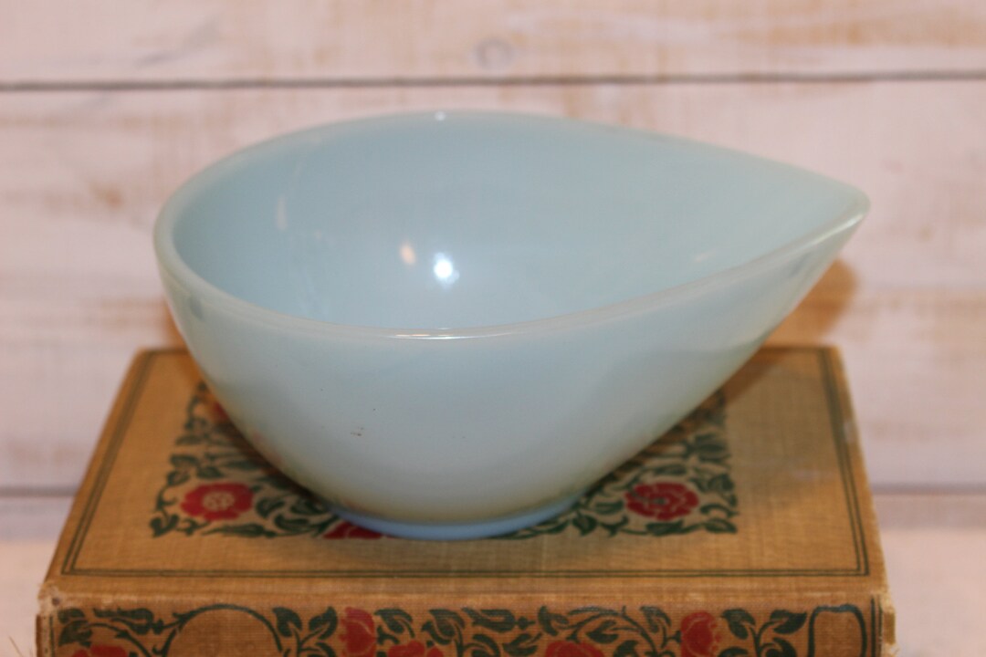 Fire King Turquoise Blue Swedish Modern Small 6 1/2 Bowl - Etsy