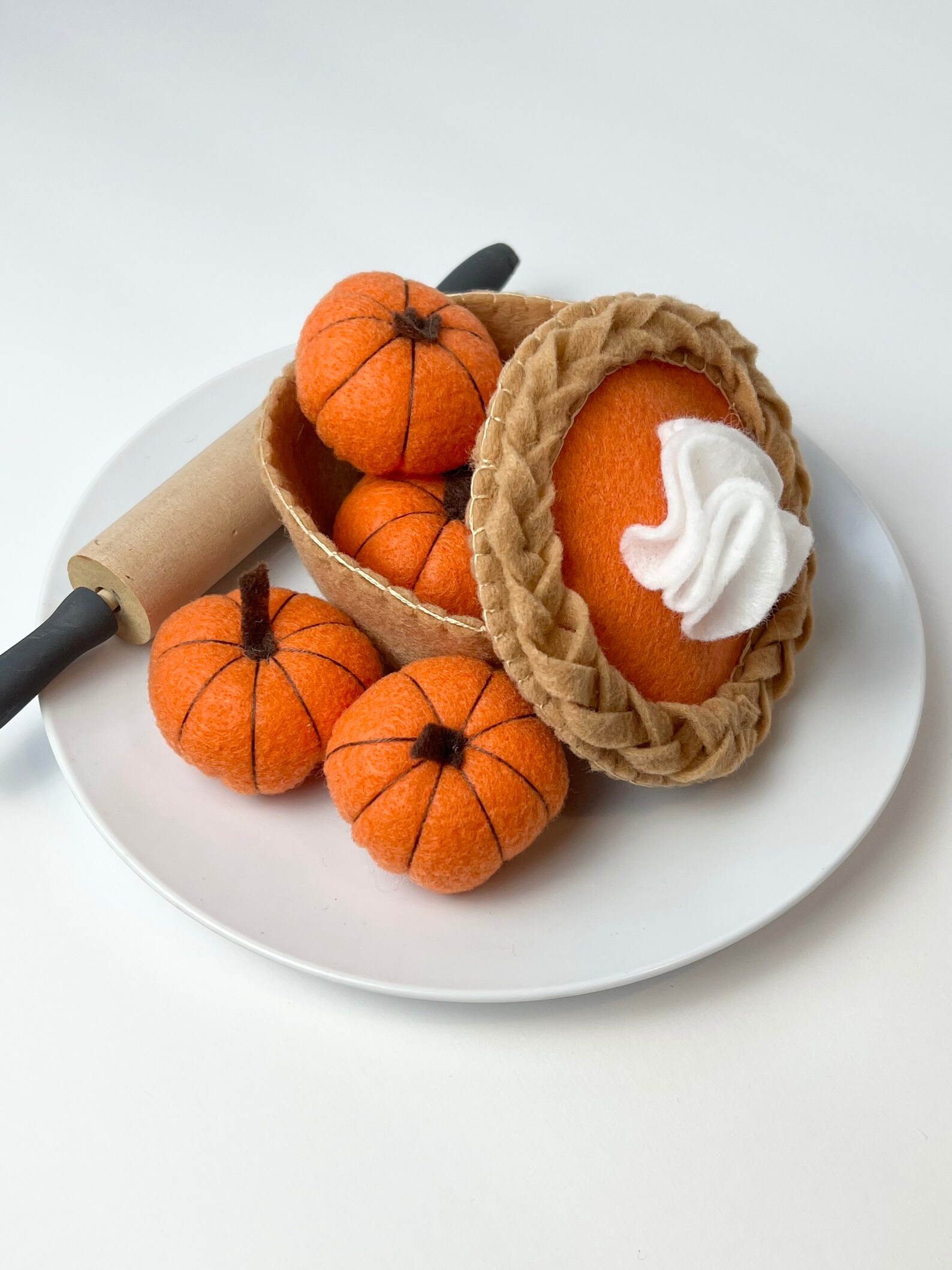 Make Your Own Felt Toy Pie / Blueberry Pie / Strawberry Pie / - Etsy