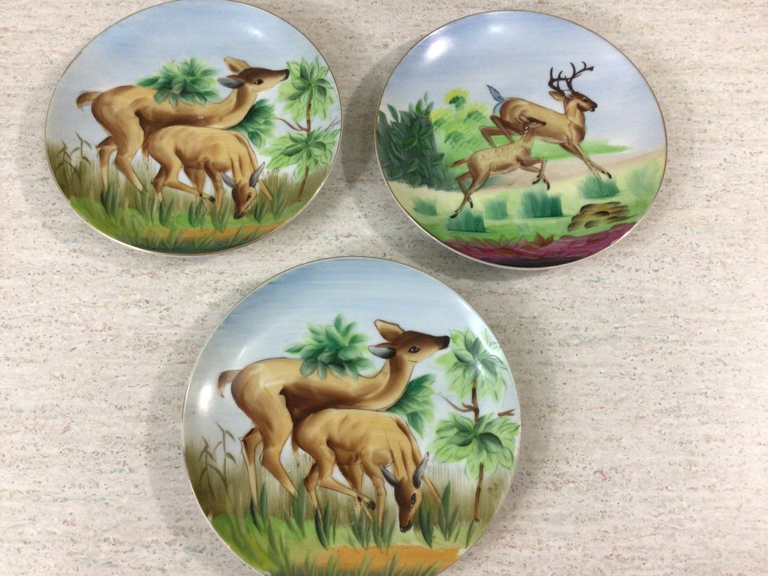 3 Vintage Artmark Hand Painted Deer Plates - Etsy