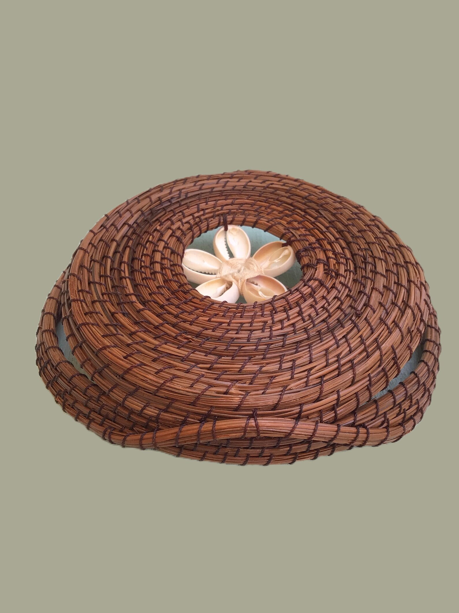 Small Pine Needle Basket With Seashells - Etsy