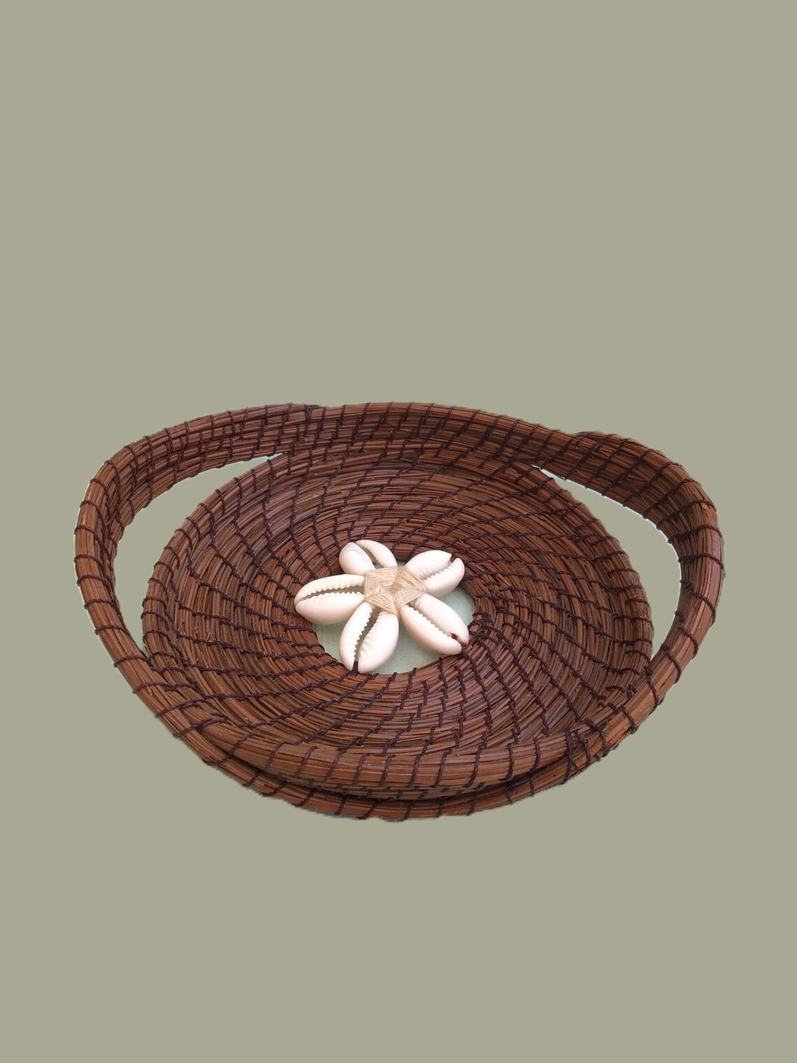 Small Pine Needle Basket With Seashells - Etsy