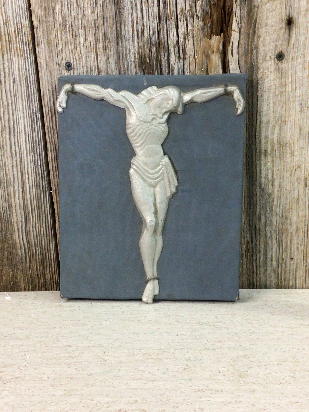 Retro Mounted Cast Metal Crucifix - Etsy
