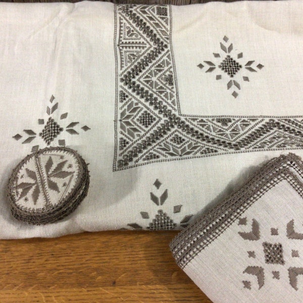 Middle Eastern Tablecloth - Etsy