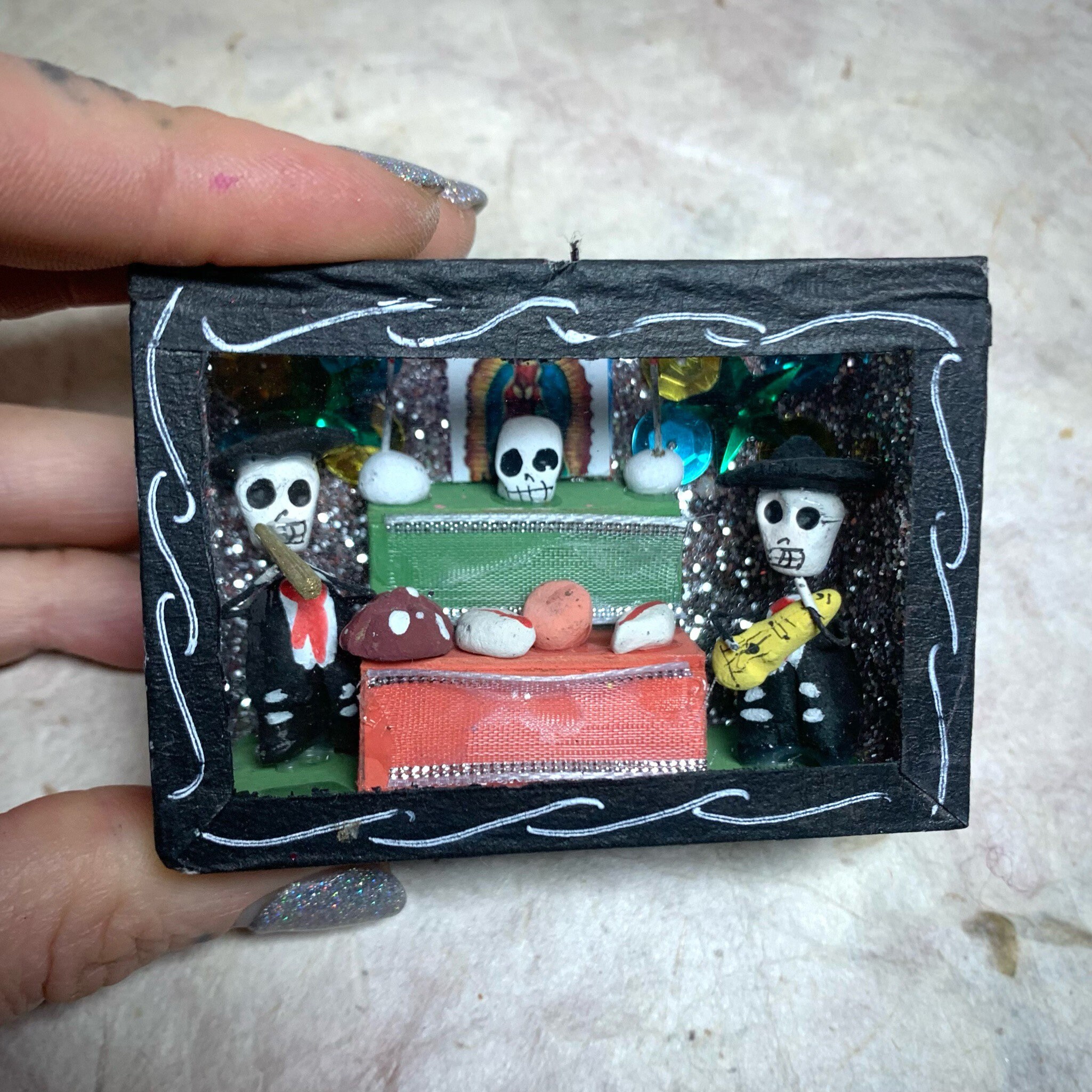 Nichos Mexicanos. Altar. Caja de sombras de altar de día de muertos ...