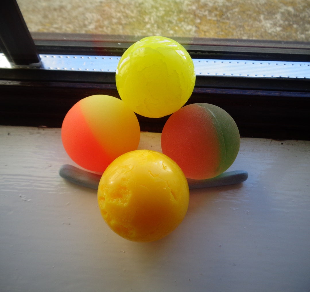 Two Tone and Neon Bouncy Balls Collectable Vintage Memorabilia Children ...