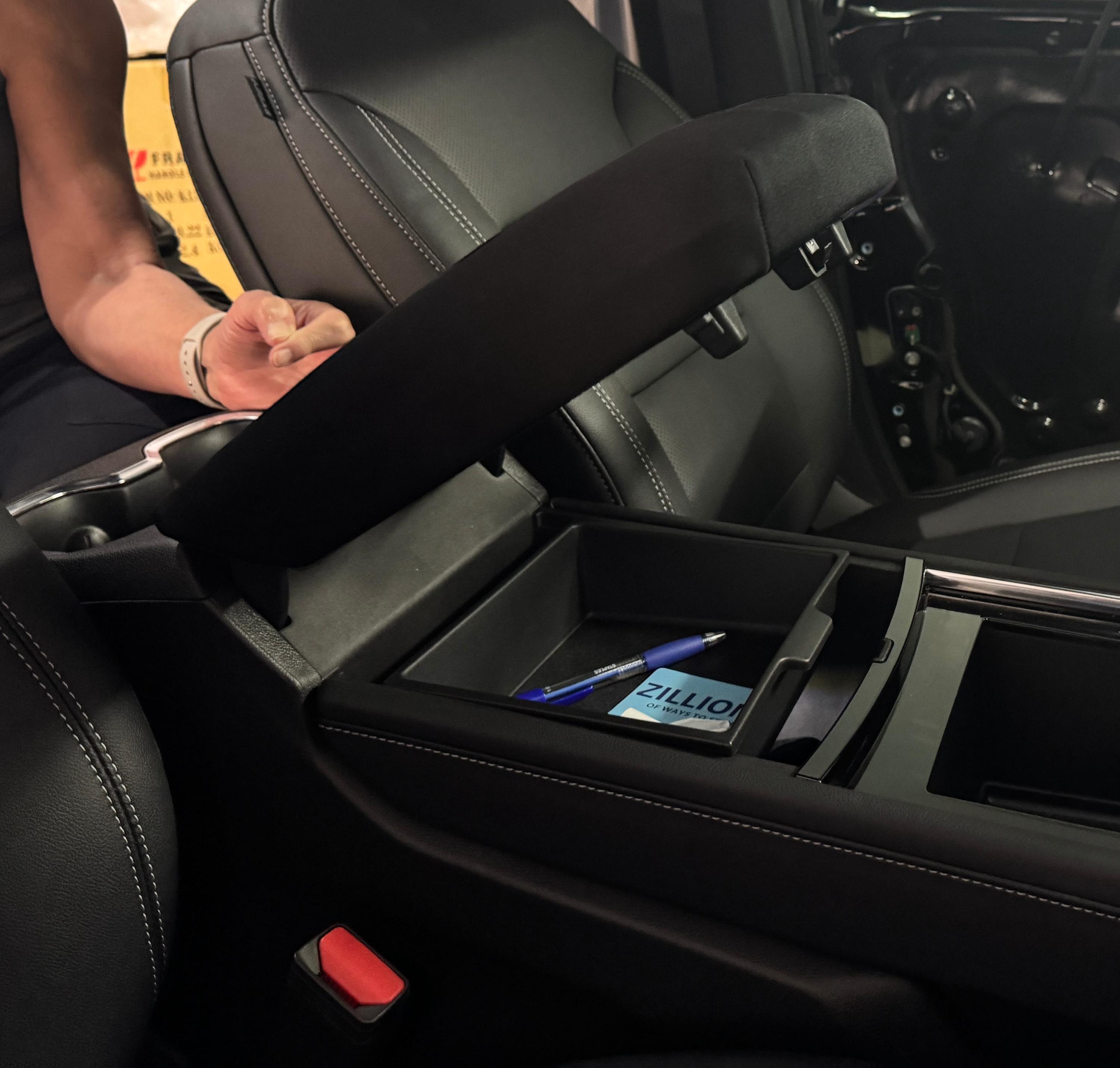 Designed for GMC Acadia 2024-2026 Neoprene Auto Armrest Center Console ...