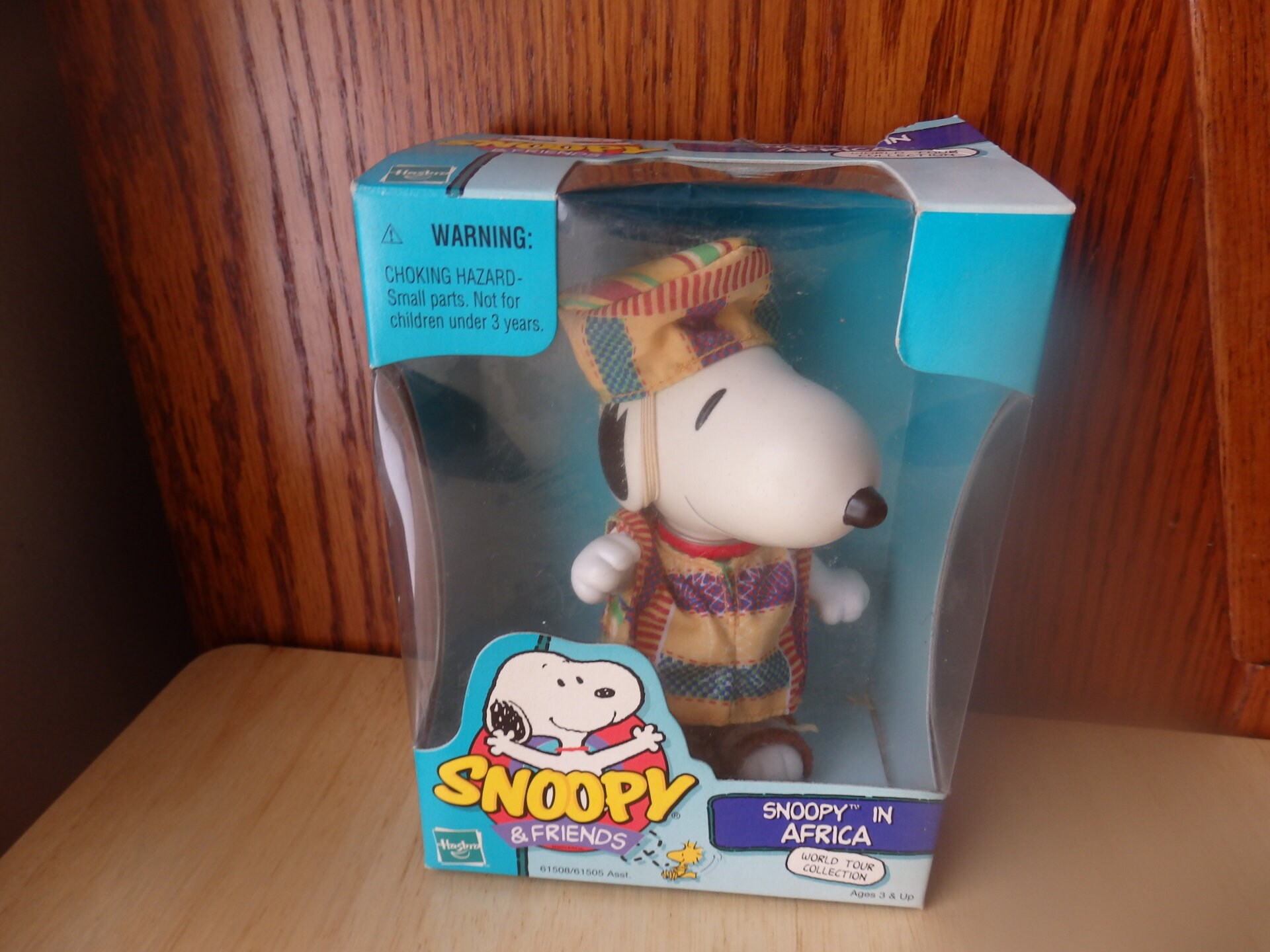 Vintage Snoopy & Friends Snoopy in Africa World Tour Collection Hasbro ...