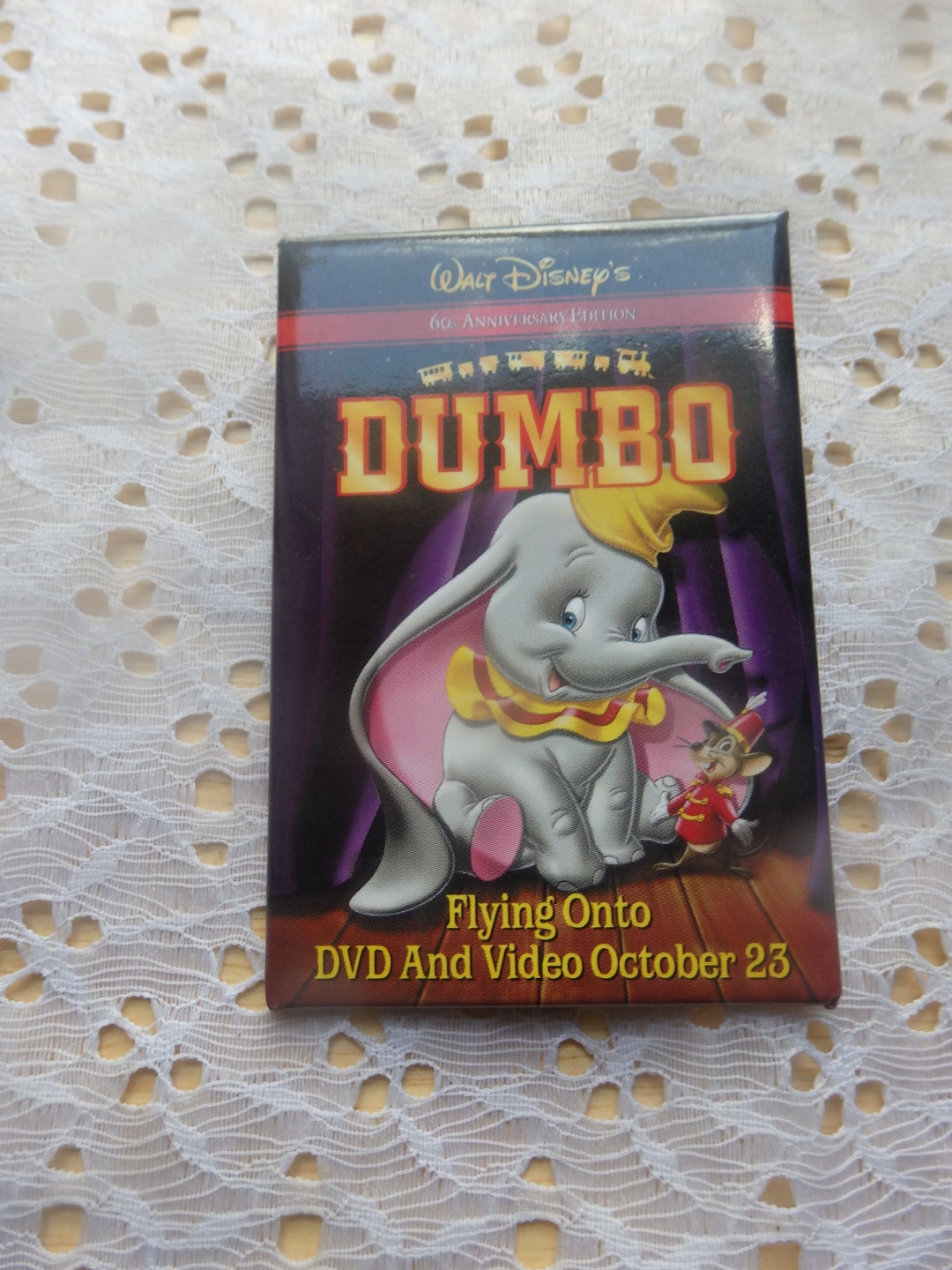 Vintage/rare Disney Movie Pin Dumbo Button/badge/pin Measures 3 X 2 ...