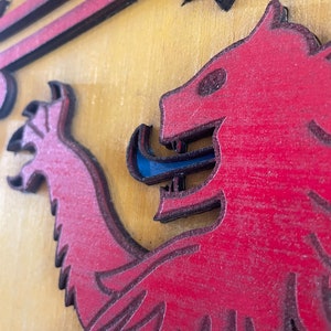 Lion Rampart Waving Wooden Flag - Scotland - Scottish Flag - Scottish ...