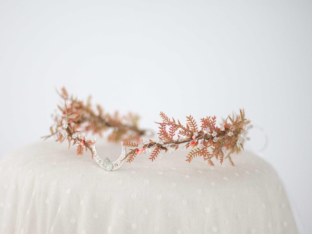 Silver Crescent Moon Crown: Elf Queen Cosplay Tiara - Etsy