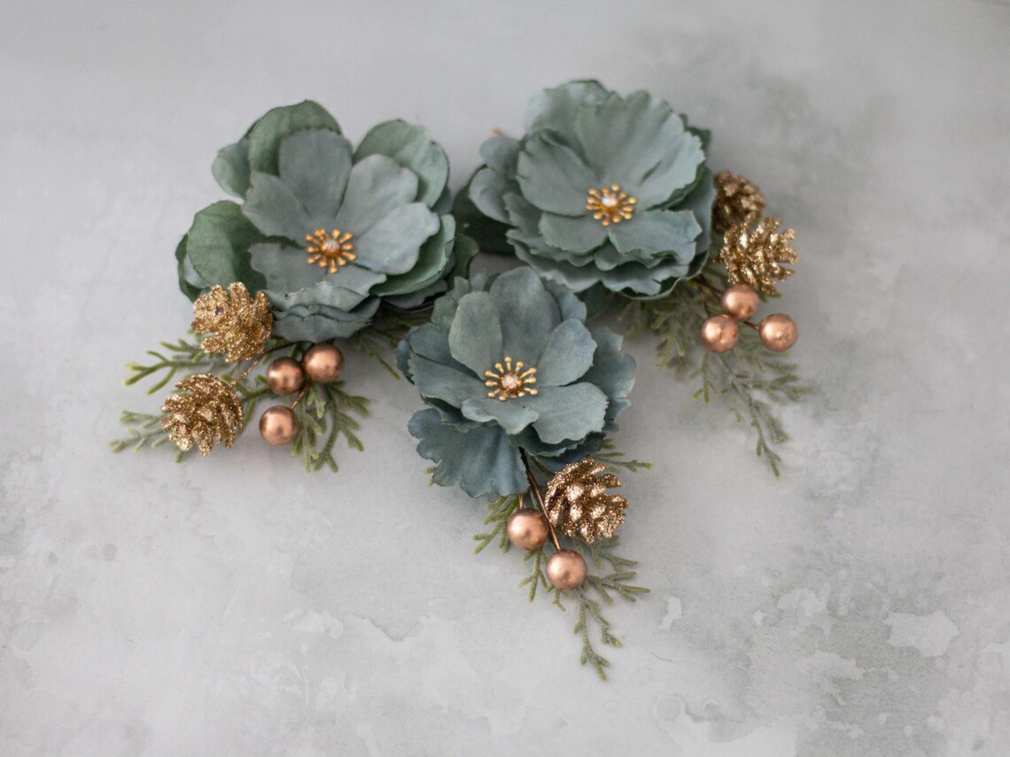 Sage Green Flower Pins Wedding, Winter Floral Hair Pins, Gold Green ...